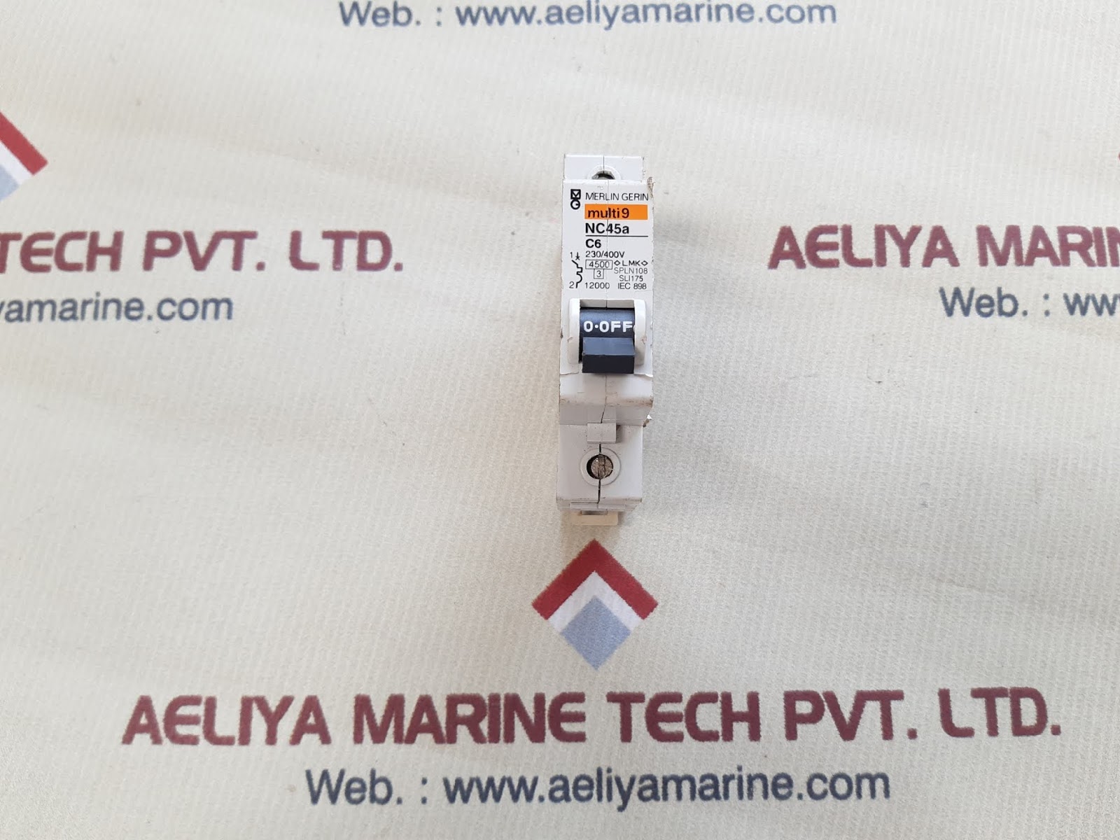 Merlin gerin multi9 nc45a c6 circuit breaker - Aeliya Marine