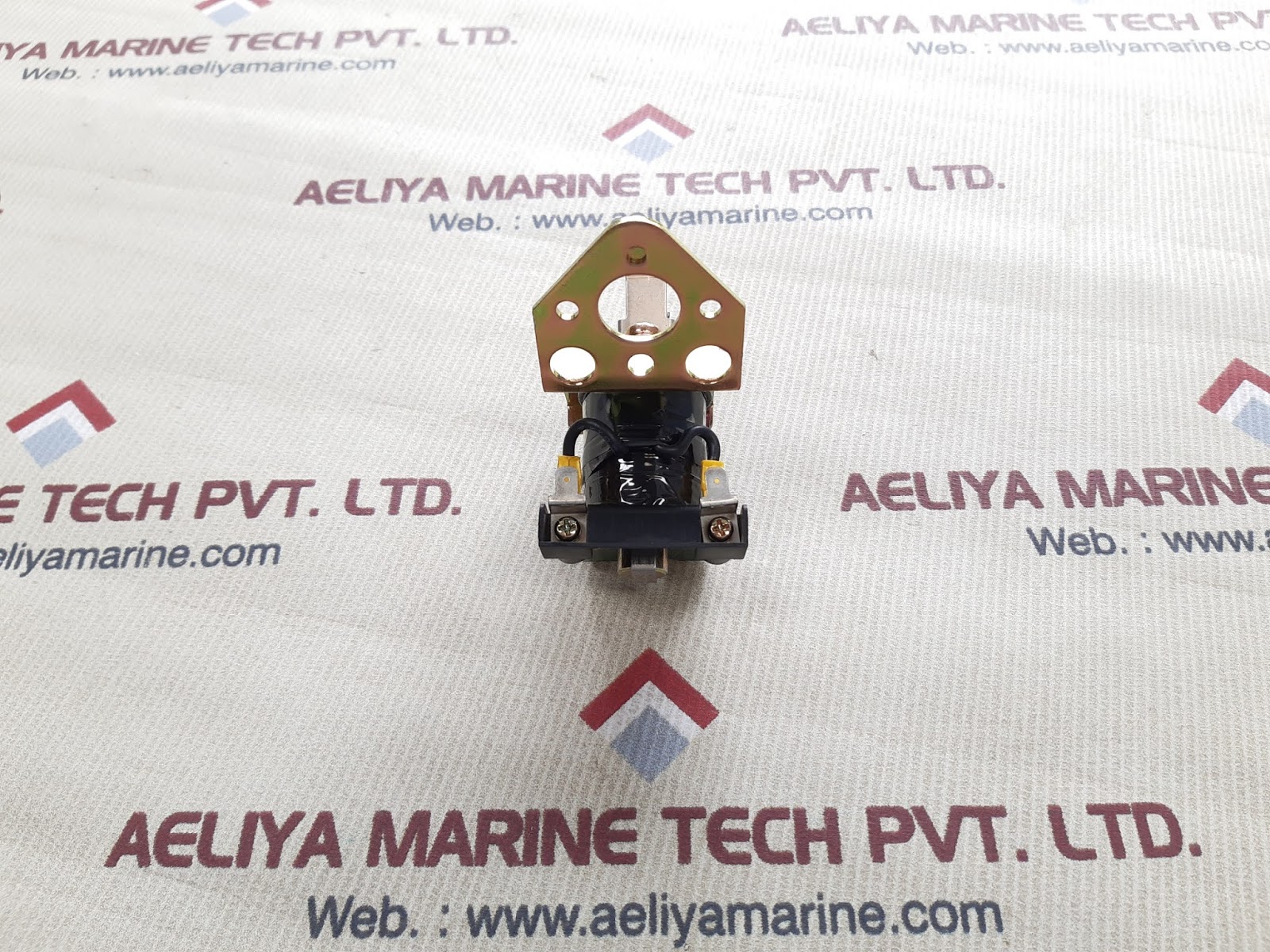 Terasaki electric avt-1-b voltage trip device - Aeliya Marine