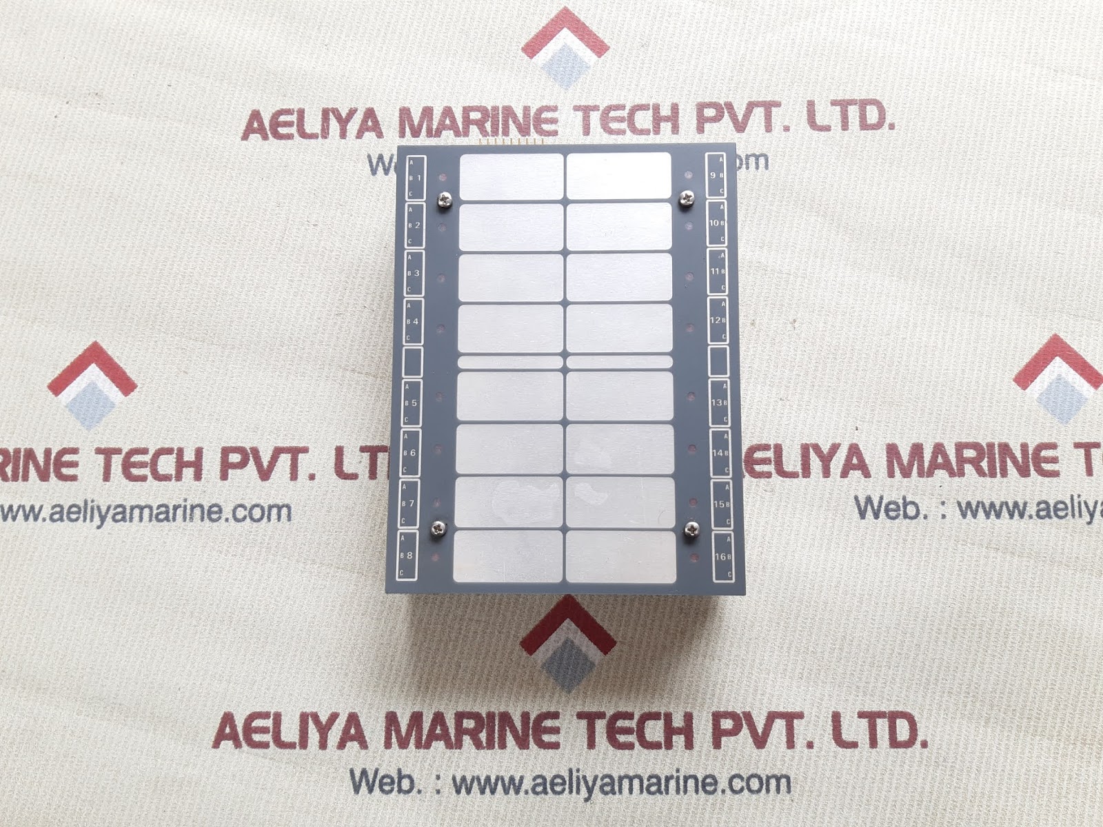 Praxis 98.6.034.702 i/o module rev. E - Aeliya Marine