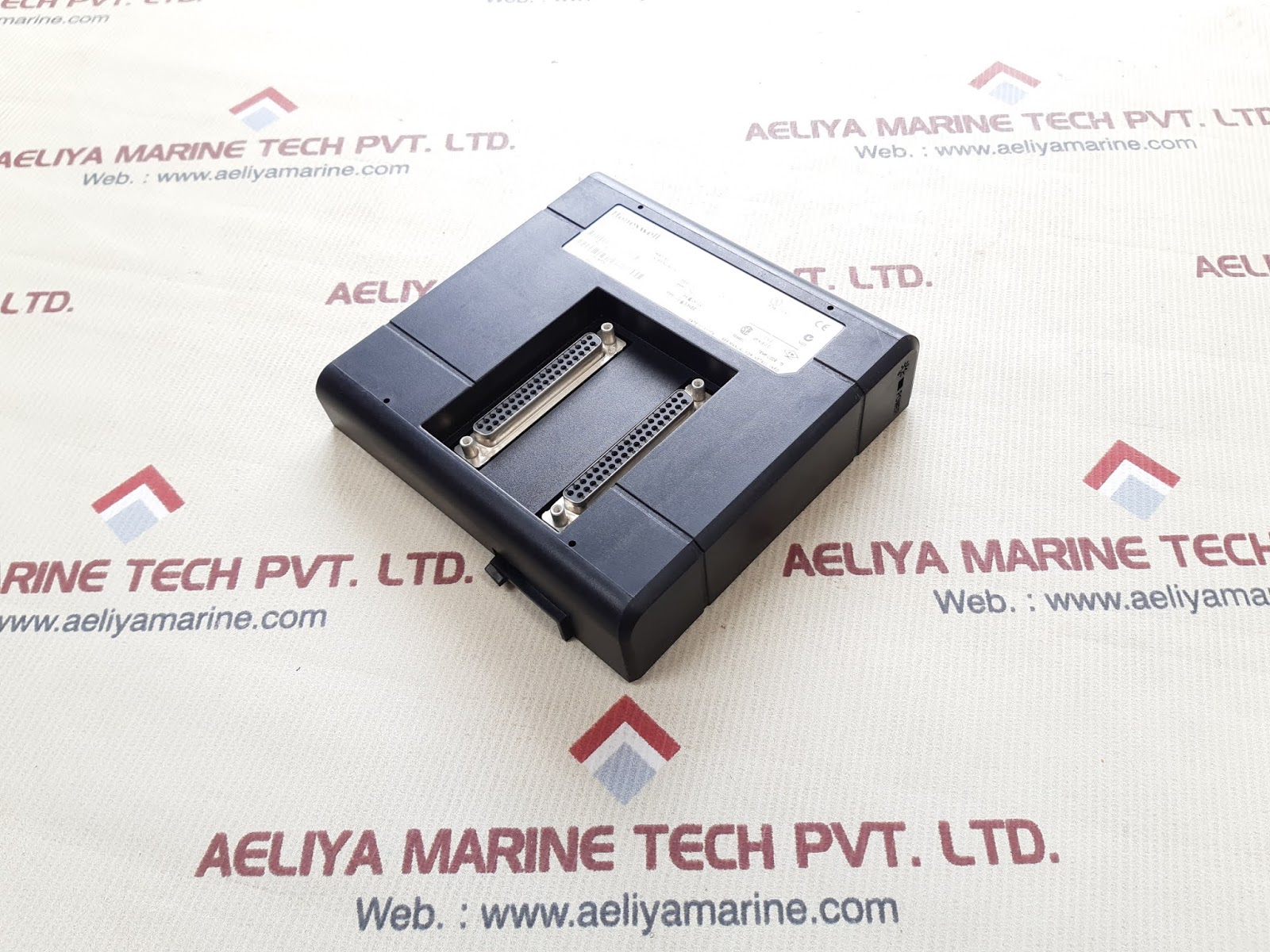 Honeywell tk-rpsca2 chassis adapter - Aeliya Marine