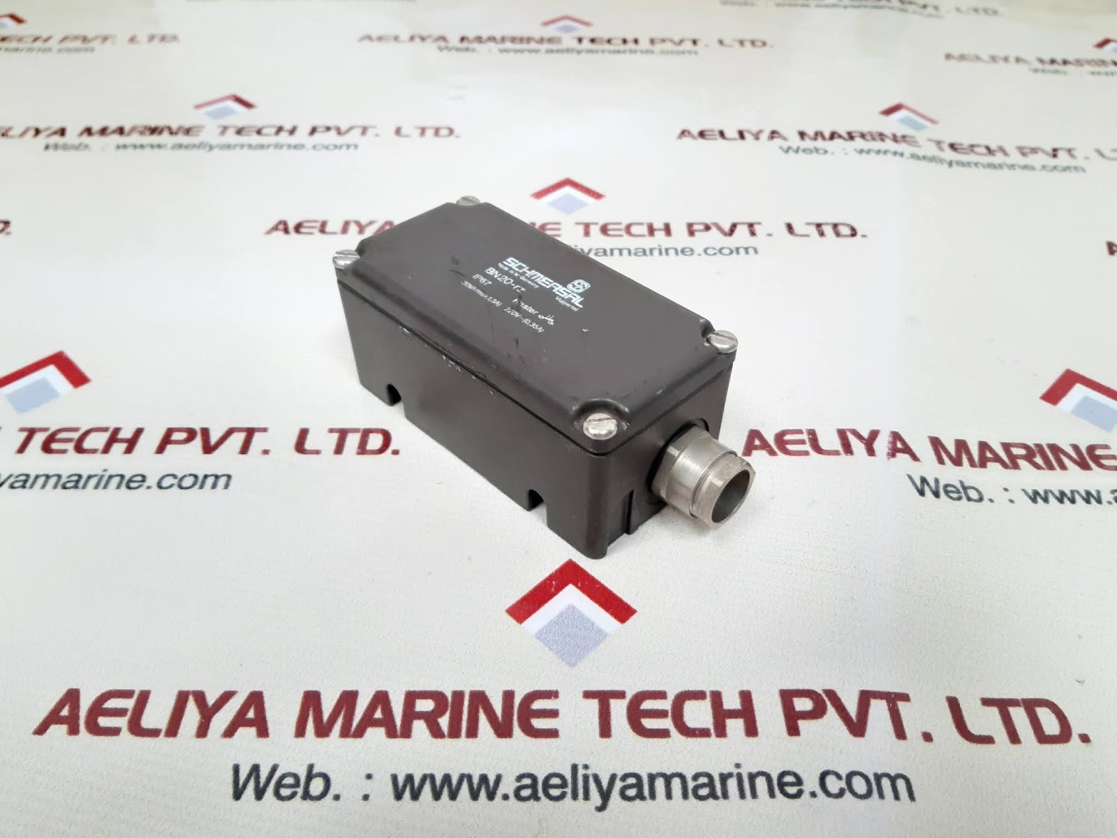 Schmersal bn20-rz safety magnetic switch - Aeliya Marine