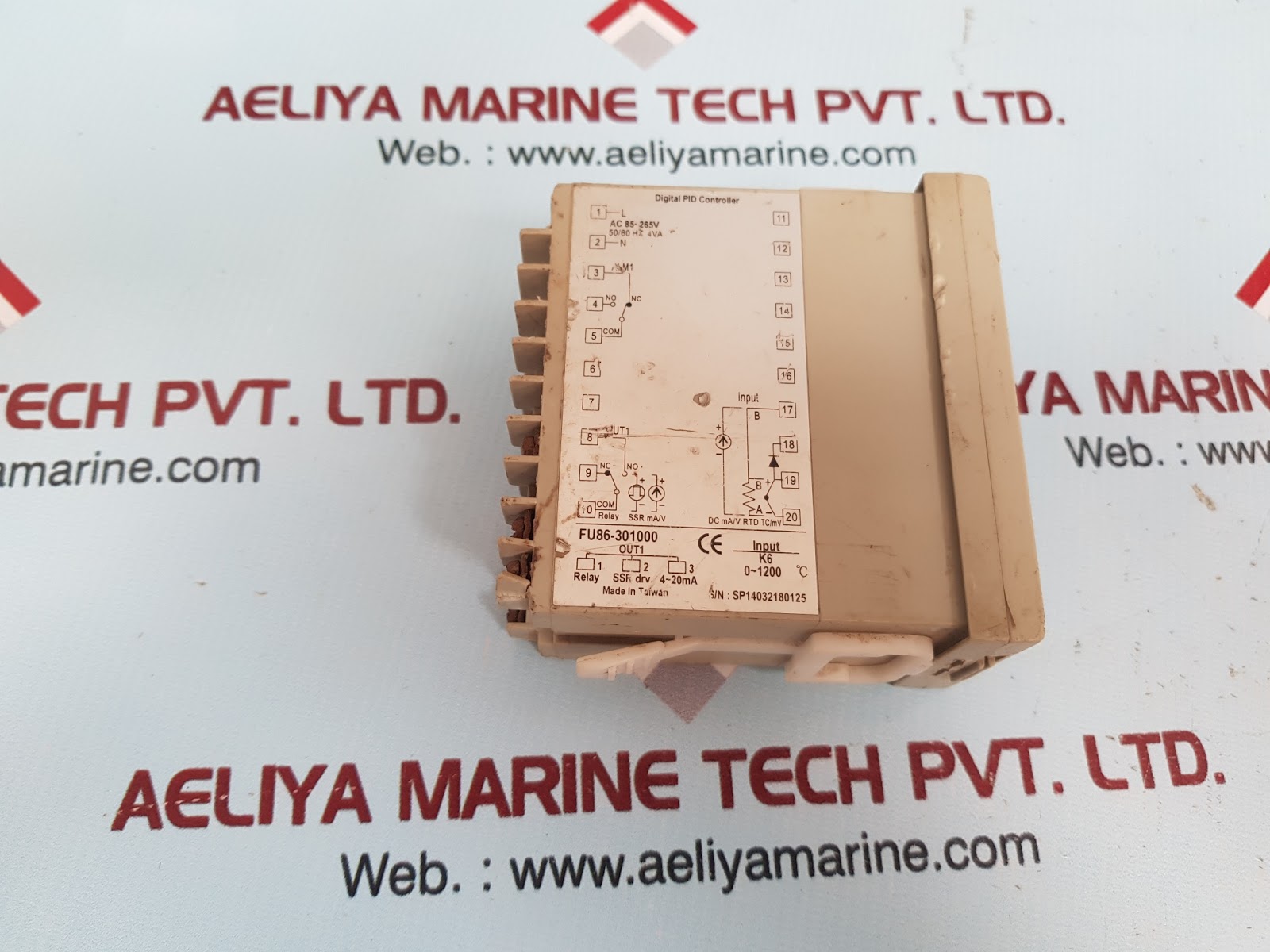 TAIE FU86-301000 DIGITAL PID TEMPERATURE PROCESS CONTROLLER - Aeliya Marine TAIE FU86-301000 DIGITAL PID TEMPERATURE PROCESS CONTROLLER - Aeliya Marine