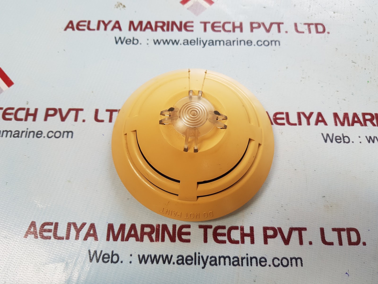 ESSER O2T-802374 OPTICAL SMOKE DETECTOR - Aeliya Marine