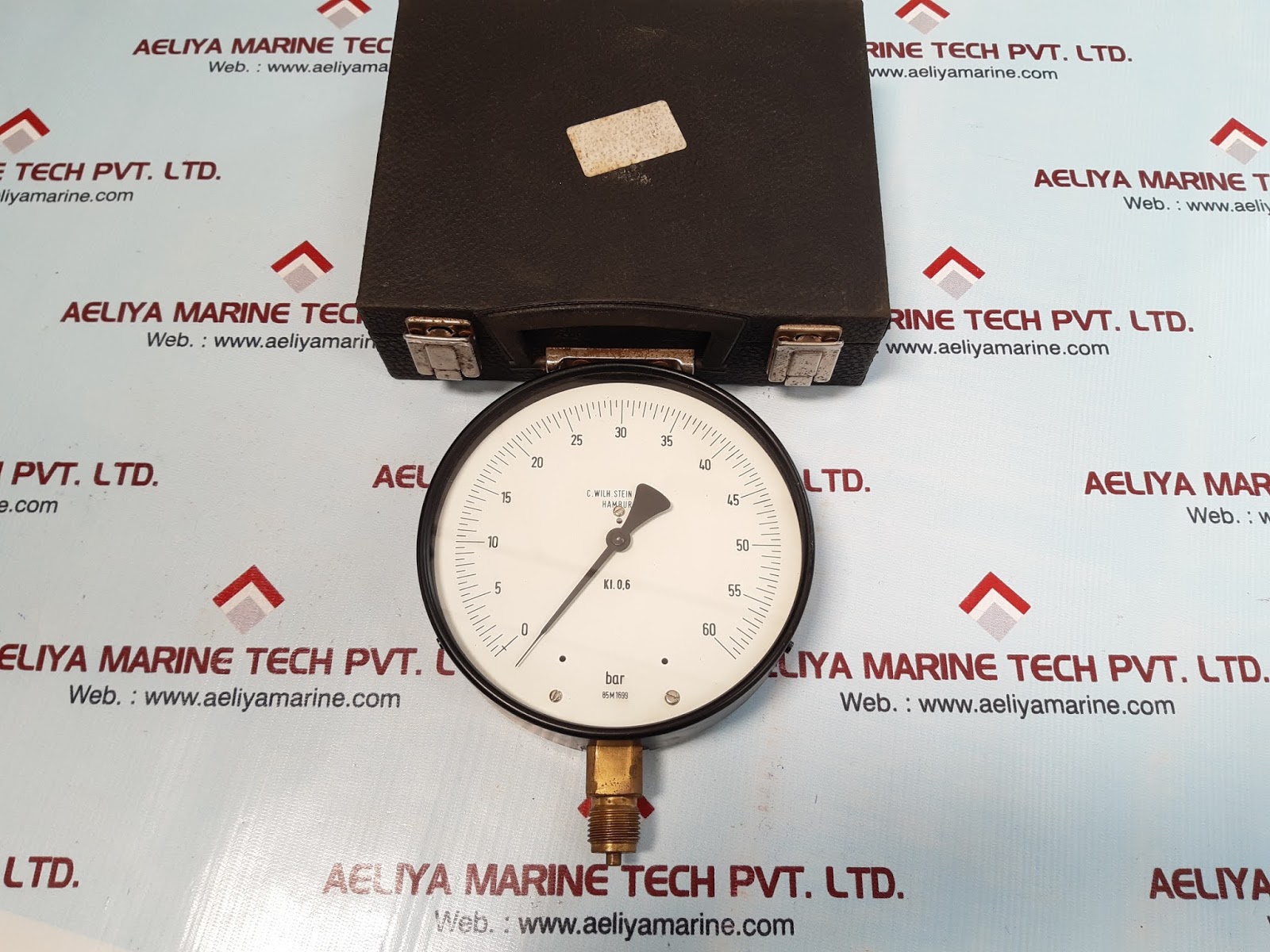 C.WILH.STEIN SOHN KL.0,6 MANOMETER PRESSURE CLOCK - Aeliya Marine