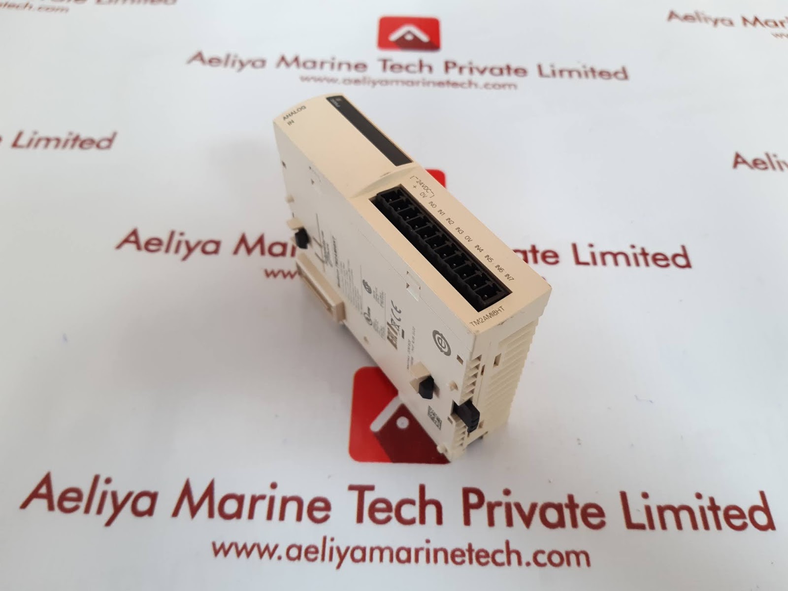 SCHNEIDER ELECTRIC TM2AMI8HT ANALOG INPUT MODULE RL : 06 - Aeliya Marine