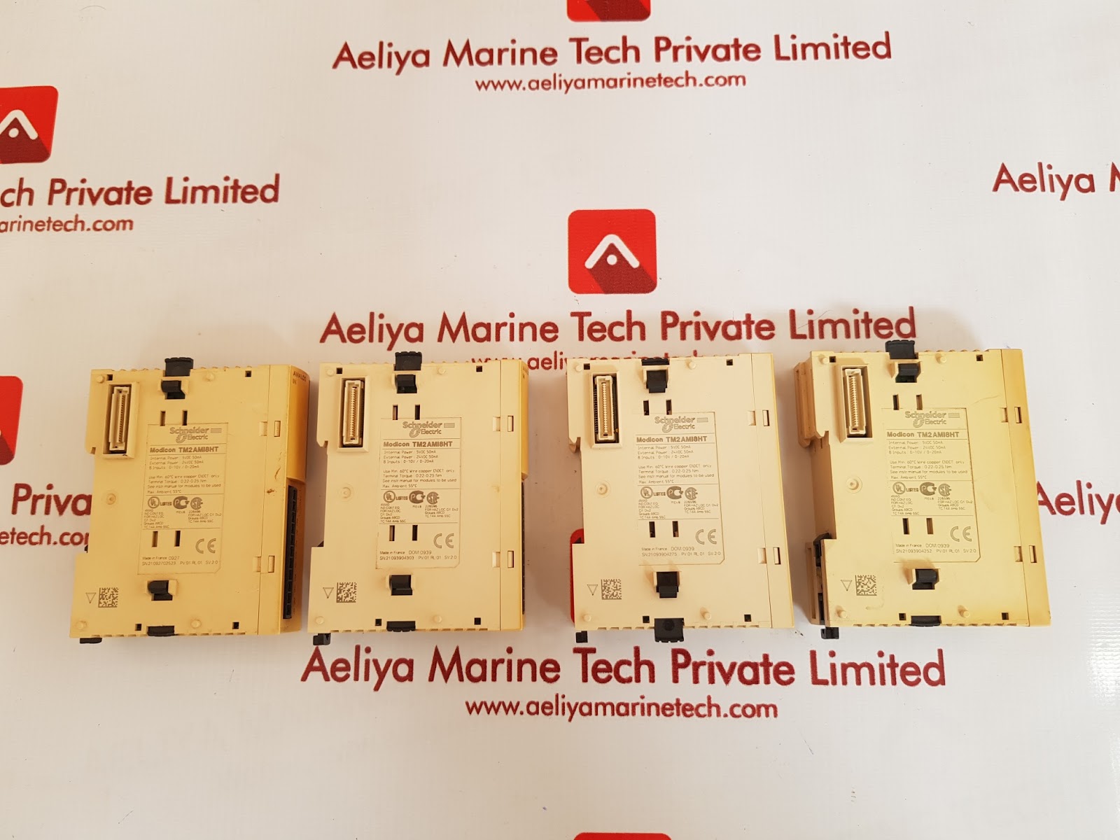 SCHNEIDER TM2AMI8HT ANALOG INPUT MODULE DOM: 0939 - Aeliya Marine