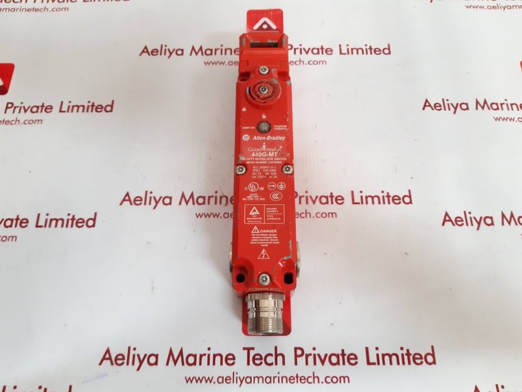ALLEN-BRADLEY GUARDMASTER 440G-MT SAFETY INTERLOCK SWITCH WITH GUARD ...
