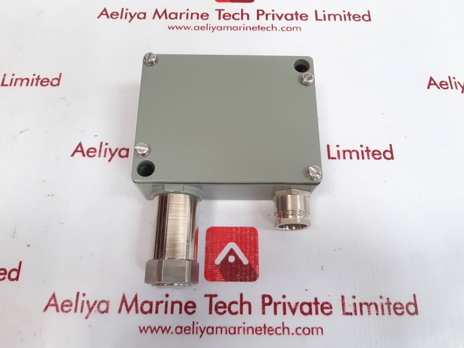 TRAFAG 8202.77.2210 PRESSURE TRANSMITTER - Aeliya Marine