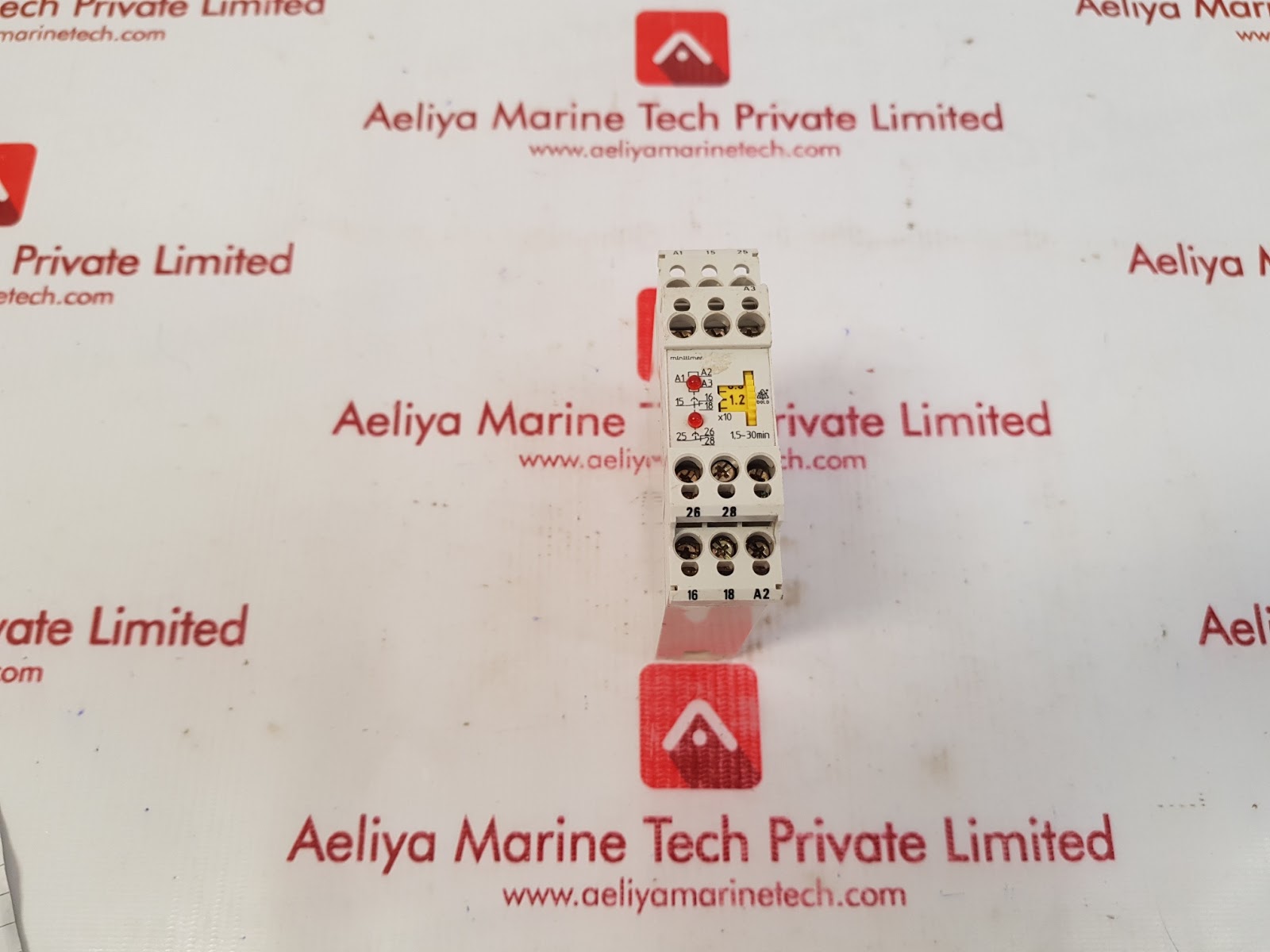 E. DOLD MK 9906.82/024 MINITIMER TIME RELAY - Aeliya Marine