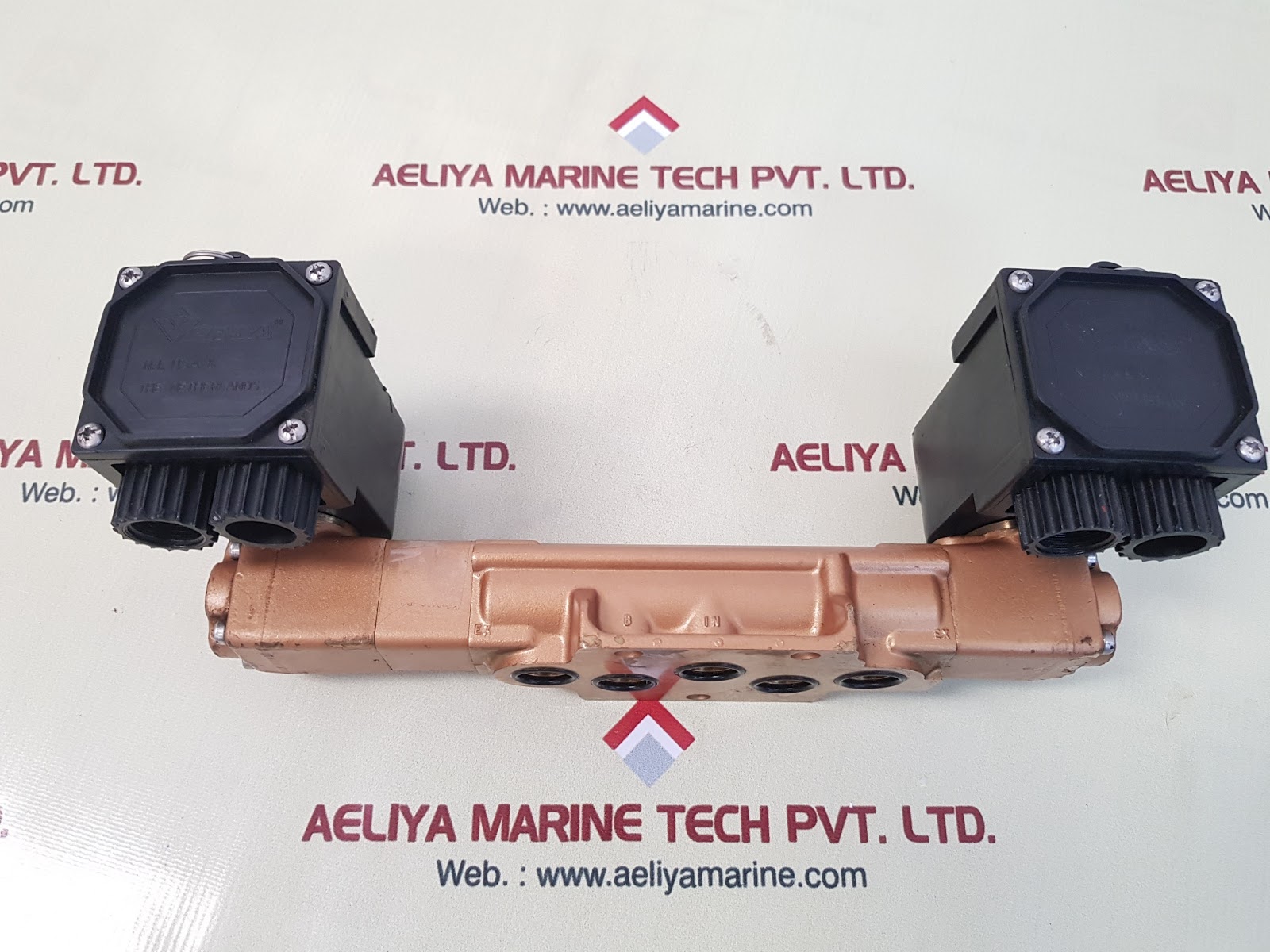 VERSA VAG-4532-173C-H-MS-XMAA-D024 PNEUMATIC DIRECTIONAL SOLENOID VALVE ...