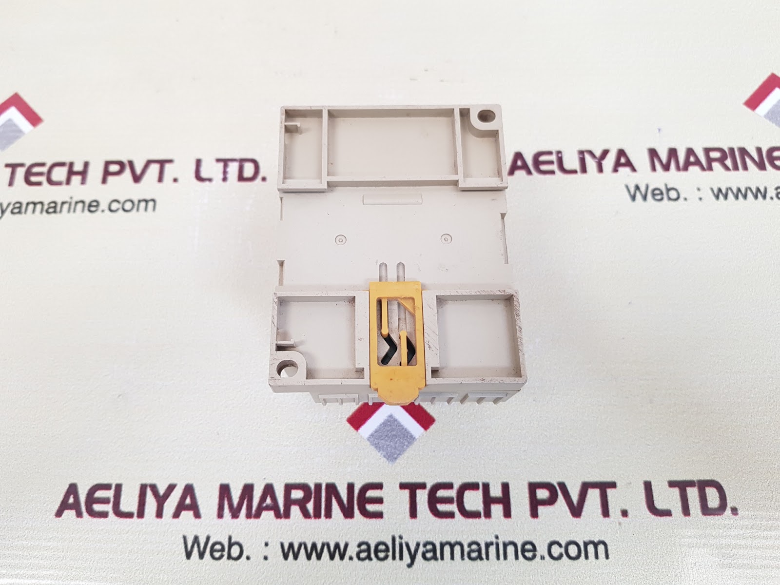OMRON ZEN-10C1AR-A-V2 PROGRAMMABLE RELAY - Aeliya Marine