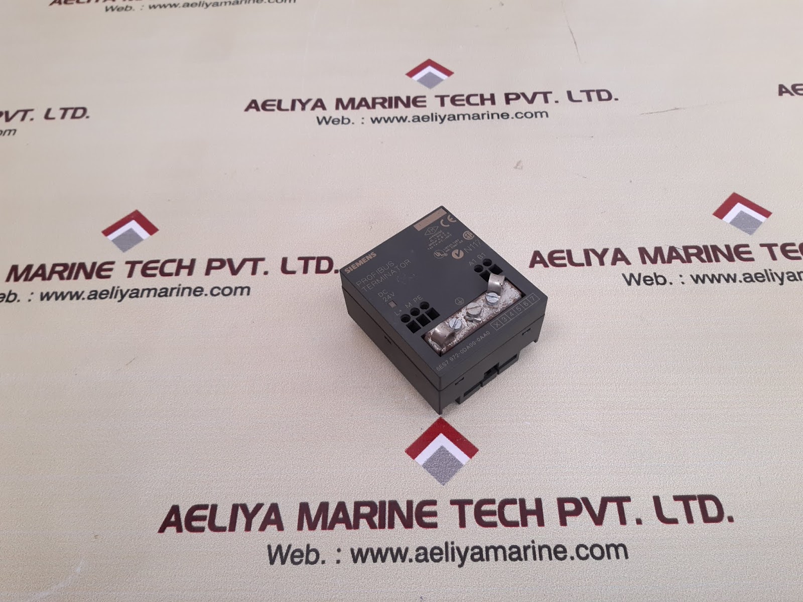 SIEMENS 6ES7 972-0DA00-0AA0 PROFIBUS TERMINATOR - Aeliya Marine