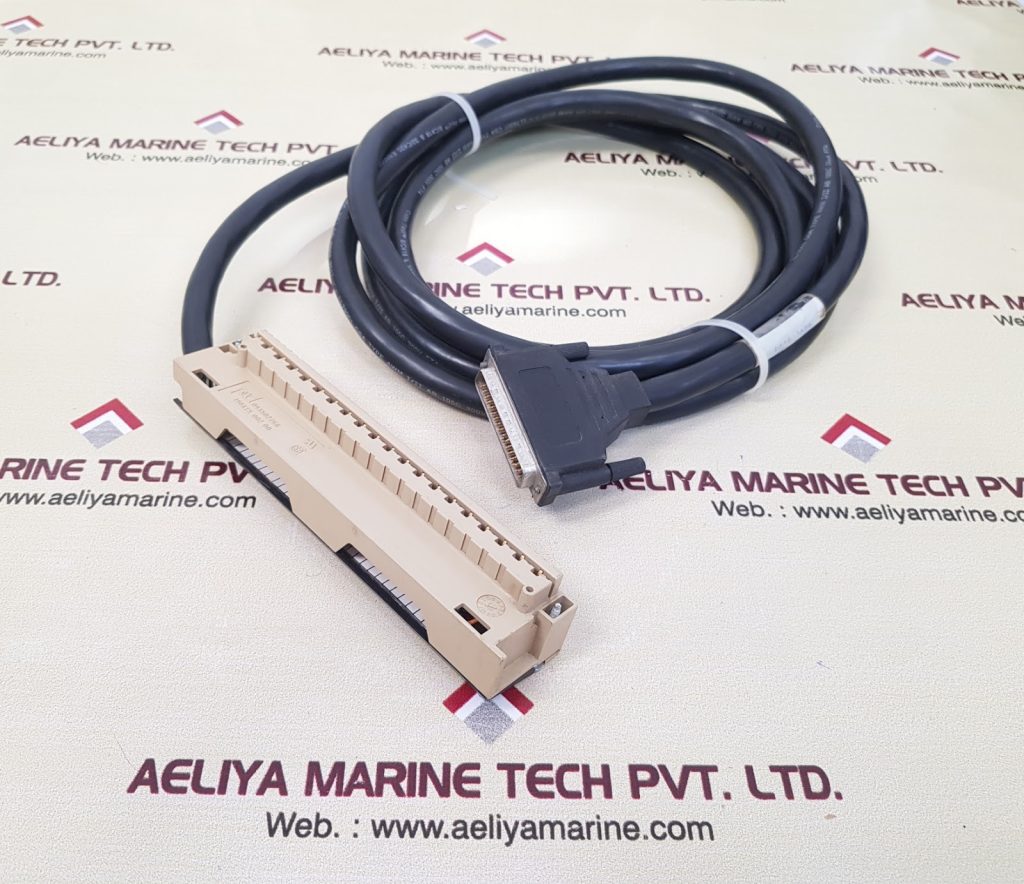 SCHNEIDER 140 XTS 012 12 MODICON CABLE FOR QUANTUM MODULE - Aeliya Marine