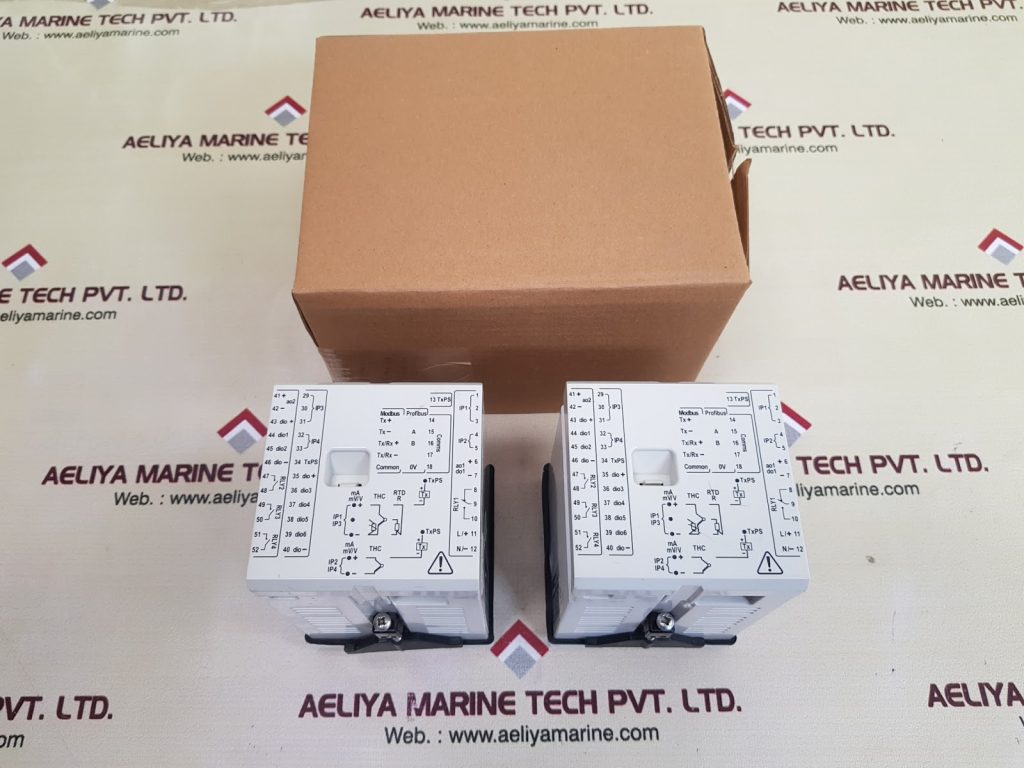 Abb Cm30/3Ems0E0/Std Control Master Cm30 Controller 100-240V - Aeliya Marine