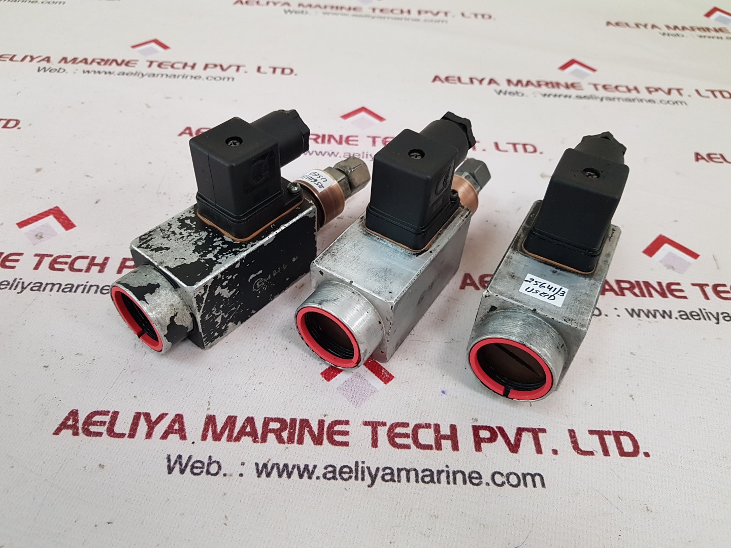 Eaton vickers st307-350-b pressure switch - Aeliya Marine