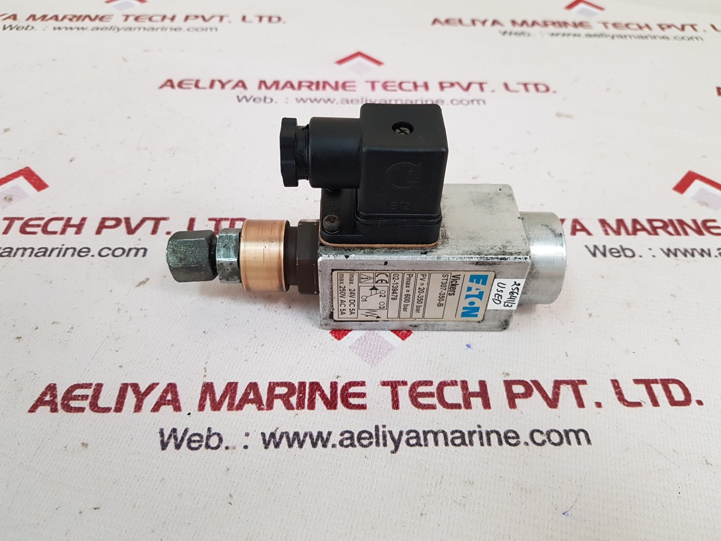 Eaton vickers st307-350-b pressure switch - Aeliya Marine