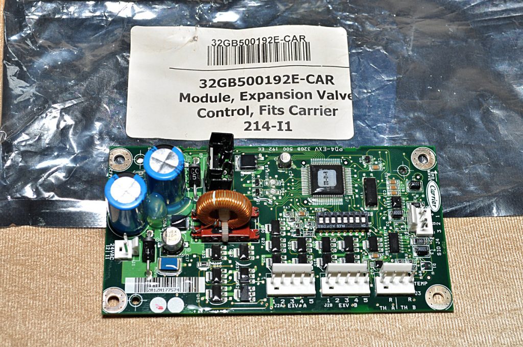 Carrier pd4-exv 32gb500192ee control module - Aeliya Marine