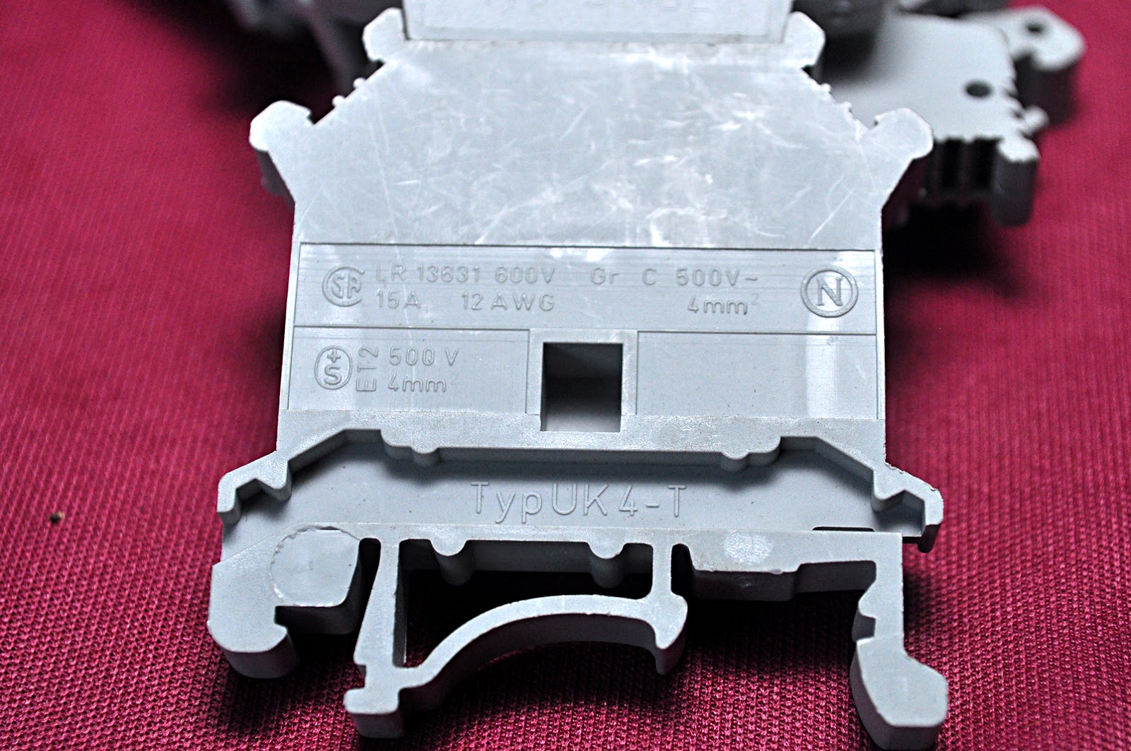 Set of 7x Phoenix contact st-be terminal block uk4-t - Aeliya Marine