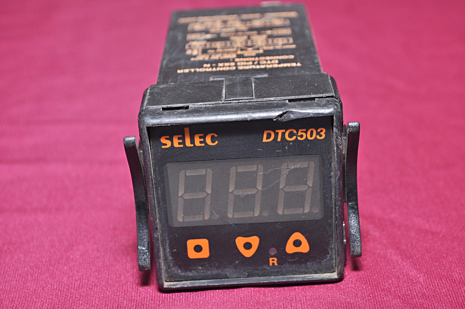 Selec Dtc503 Temperature Controller 90 To 270Vac/Dc 50/60Hz - Aeliya Marine