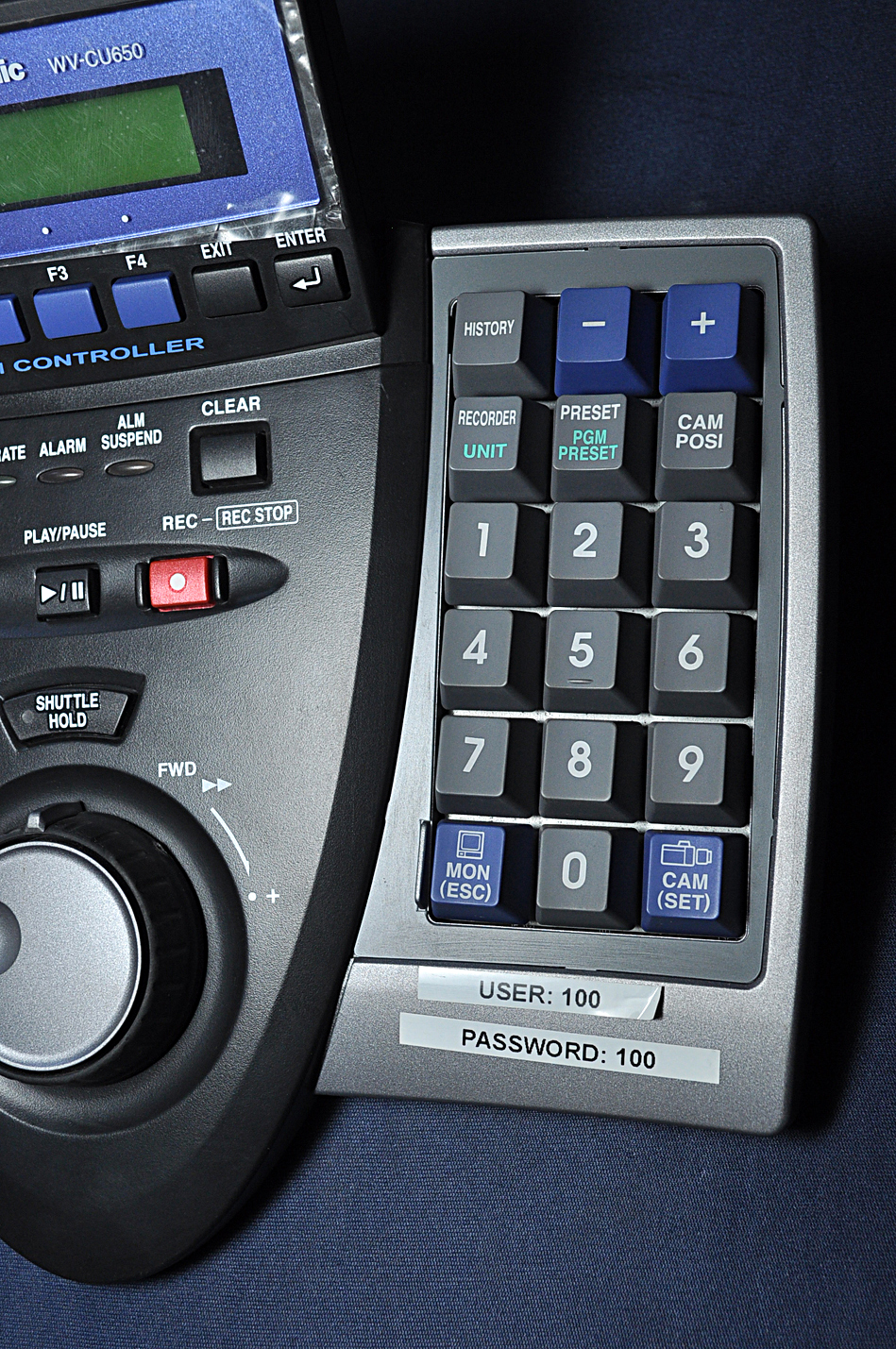 Panasonics wv-cu650 system controller with joystick - Aeliya Marine