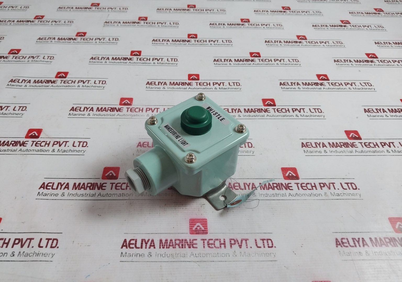 Ibuki Kogyo Whistle Maneuvering Light Switch - Aeliya Marine