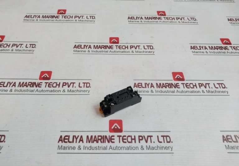 Omron Pyf08a-E Relay Socket 250v - Aeliya Marine