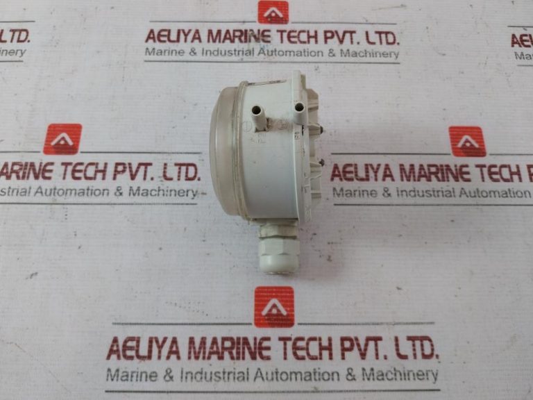 Huba Control 604.9000000 Differential Pressure Switch - Aeliya Marine