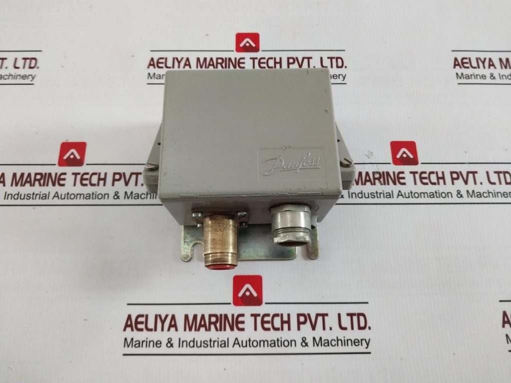 Danfoss Kps 37 Pressure Switch 240v - Aeliya Marine