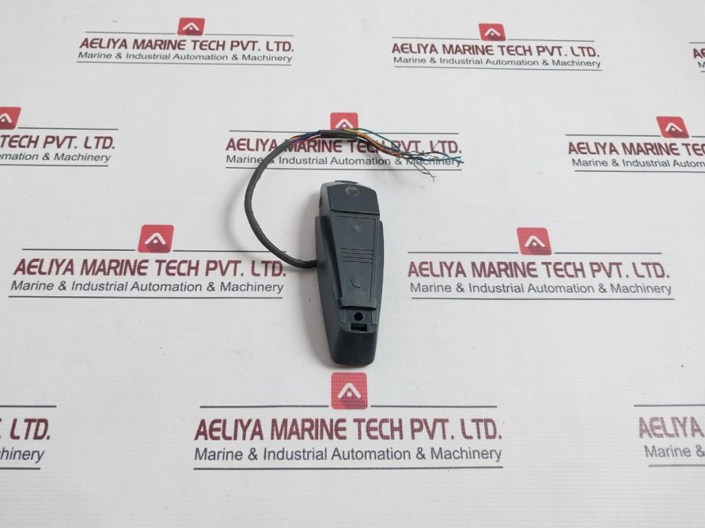 Bqt Bt900w Low Profile Digital Reader 14v - Aeliya Marine