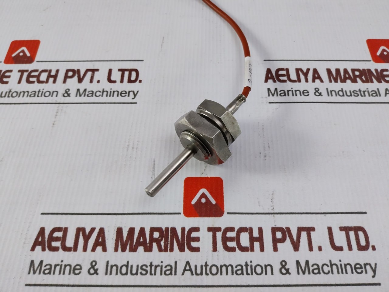 Ifm Efector 300 Bar Flow Sensor Monitor Sensor With Cable - Aeliya Marine